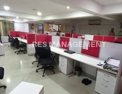 2000ft Office For Rent Cg Road With 2 Cabin 25 Work Stations